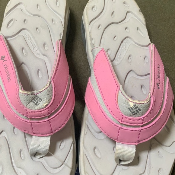 Columbia | Shoes | New Columbia Flip Flops Girls Kids Size 4 | Poshmark